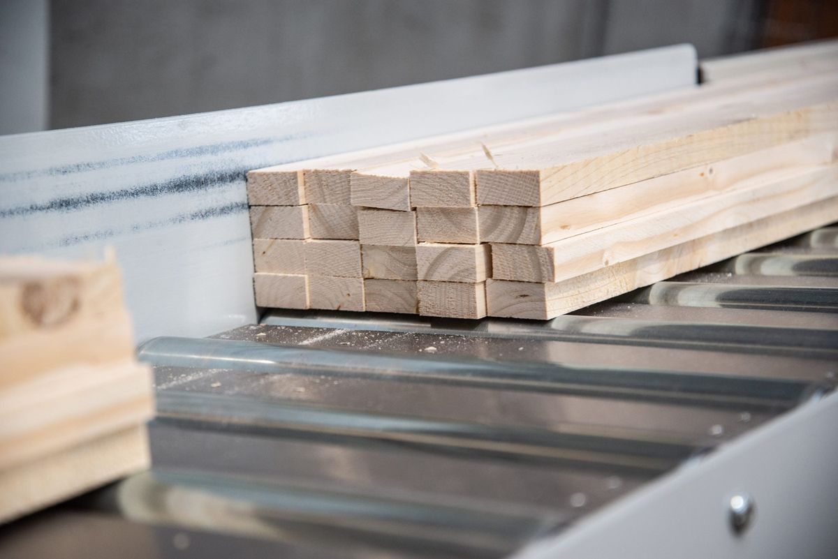 Holzlatten in Limbach-Krumbach anfertigen lassen | Hobelware